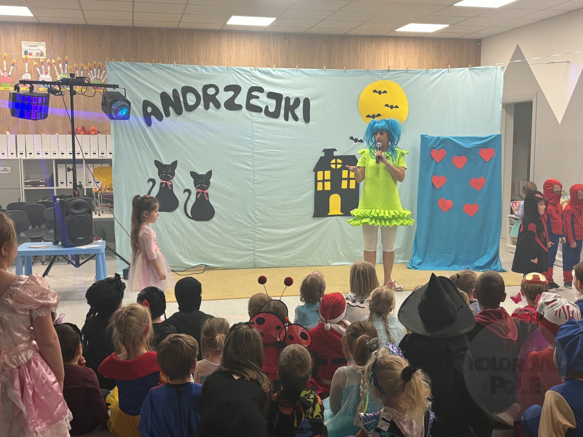 Taneczna Zabawa Andrzejkowa | Publiczne Przedszkole Kolorowe Pole w ... Taneczna Zabawa Andrzejkowa | Publiczne Przedszkole Kolorowe Pole w ...
